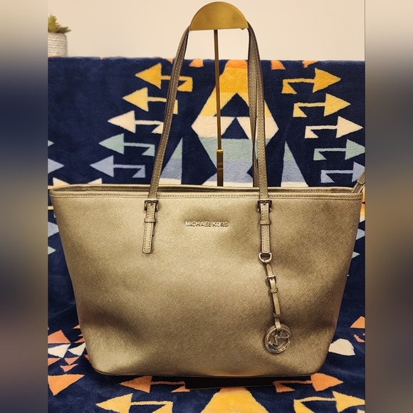 Michael Kors | Bags | Michael Kors Gold Tote Bag | Poshmark
